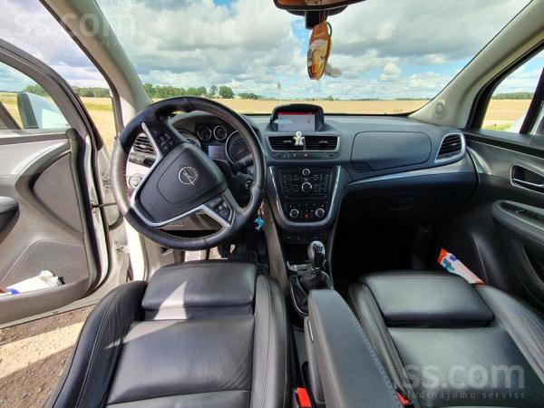 Balts Opel Mokka 2013 Saldus, ar dzinēja tilpumu 1.70 L un nobraukumu 238 tūkst. km par 6295 €, foto 4 vietnē AUTOMOTO.COM.LV