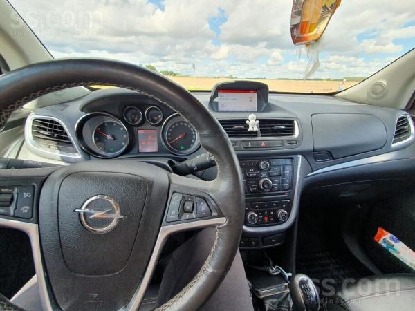 Balts Opel Mokka 2013 Saldus, ar dzinēja tilpumu 1.70 L un nobraukumu 238 tūkst. km par 6295 €, foto 5 vietnē AUTOMOTO.COM.LV