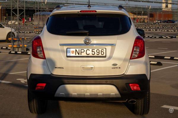 Balts Opel Mokka 2013 Kauņa, ar dzinēja tilpumu 1.69 L un nobraukumu 191 tūkst. km par 5899 €, foto 6 vietnē AUTOMOTO.COM.LV
