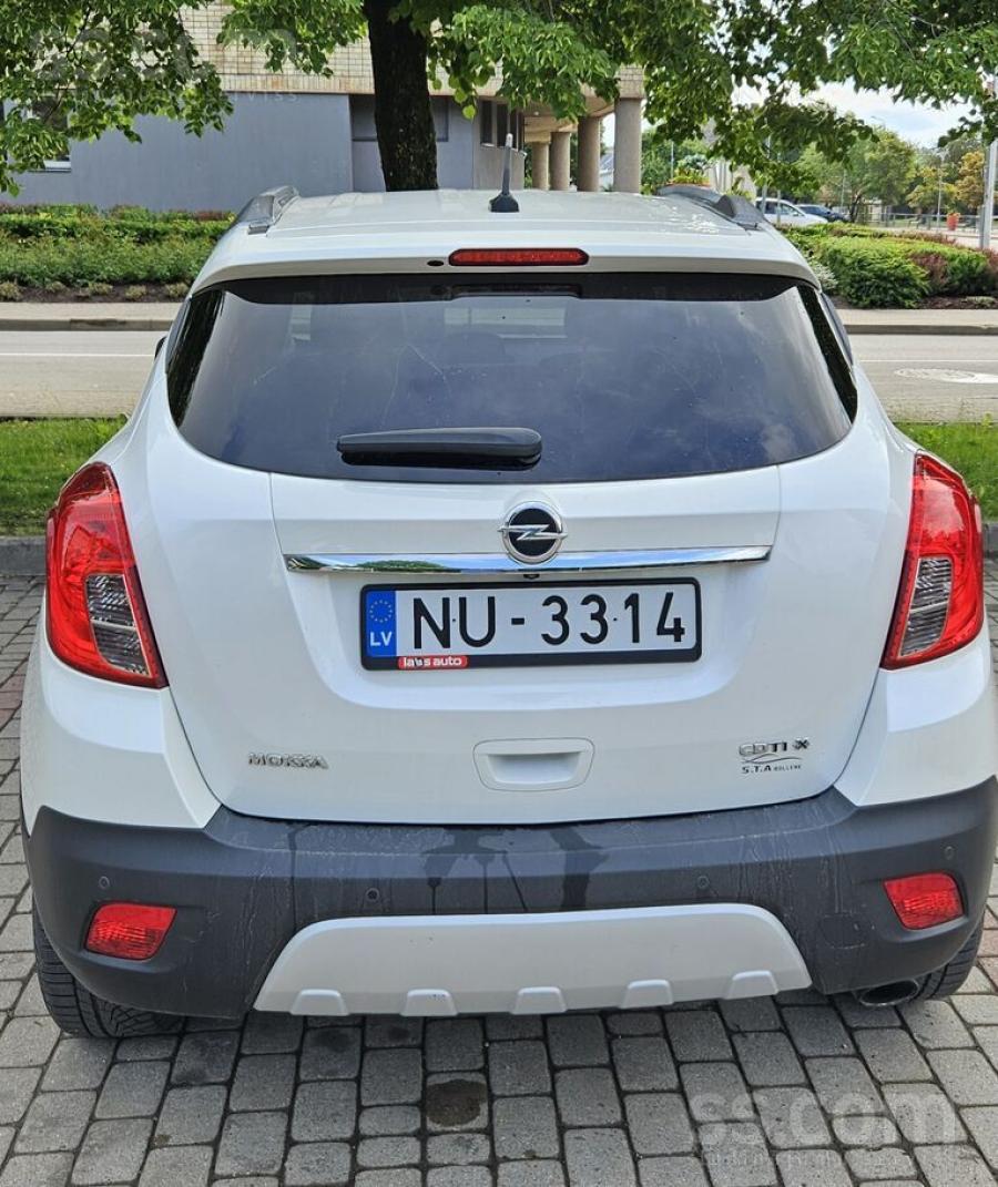 Balts Opel Mokka 2013 Tukums, ar dzinēja tilpumu 1.70 L un nobraukumu 0 tūkst. km par 6400 €, foto 4 vietnē AUTOMOTO.COM.LV