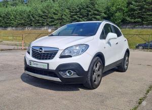 White Opel Mokka 2013 in Vilnius, with an engine capacity of 1.69 L and mileage of 215 thousand km for 9750 €, photo  on AUTOMOTO.COM.LV