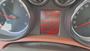 White Opel Mokka 2013 in Vilnius, with an engine capacity of 1.69 L and mileage of 215 thousand km for 9750 €, photo 12 on AUTOMOTO.COM.LV
