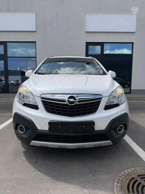 White Opel Mokka 2013 in Kaunas, with an engine capacity of 1.60 L and mileage of 236 thousand km for 6550 €, photo 3 on AUTOMOTO.COM.LV