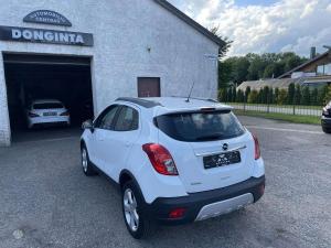 Белый Опель Mokka 2013 в Юрбаркас, объемом двигателя 1.60 л и пробегом 185 тыс. км за 5950 €, фото 7 на AUTOMOTO.COM.LV