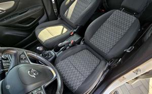 White Opel Mokka 2013 in Taurage, with an engine capacity of 1.69 L and mileage of 237 thousand km for 5800 €, photo 12 on AUTOMOTO.COM.LV