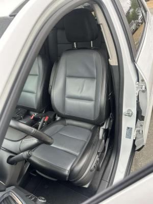 White Opel Mokka 2013 in Alytus, with an engine capacity of 1.69 L and mileage of 241 thousand km for 6650 €, photo 8 on AUTOMOTO.COM.LV
