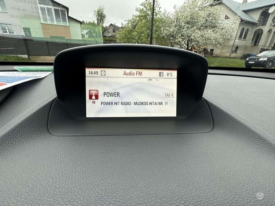 White Opel Mokka 2013 in Alytus, with an engine capacity of 1.69 L and mileage of 241 thousand km for 6650 €, photo 14 on AUTOMOTO.COM.LV