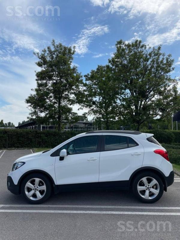 Balts Opel Mokka 2014 Ventspils, ar dzinēja tilpumu 1.40 L un nobraukumu 89 tūkst. km par 21340 €, foto 2 vietnē AUTOMOTO.COM.LV