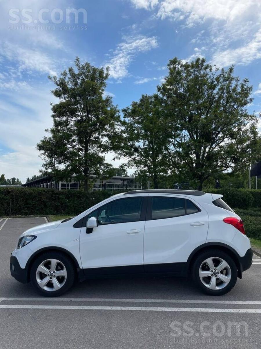 Balts Opel Mokka 2014 Ventspils, ar dzinēja tilpumu 1.40 L un nobraukumu 89 tūkst. km par 21340 €, foto 2 vietnē AUTOMOTO.COM.LV