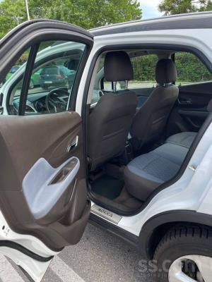 Balts Opel Mokka 2014 Ventspils, ar dzinēja tilpumu 1.40 L un nobraukumu 89 tūkst. km par 21340 €, foto 13 vietnē AUTOMOTO.COM.LV