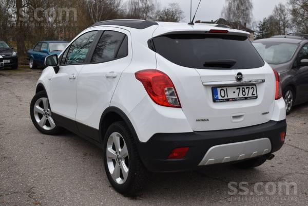 Balts Opel Mokka 2014 Kuldīga, ar dzinēja tilpumu 1.40 L un nobraukumu 0 tūkst. km par 8350 €, foto 3 vietnē AUTOMOTO.COM.LV