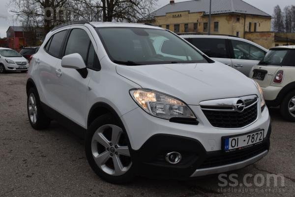 Balts Opel Mokka 2014 Kuldīga, ar dzinēja tilpumu 1.40 L un nobraukumu 0 tūkst. km par 8350 €, foto 4 vietnē AUTOMOTO.COM.LV