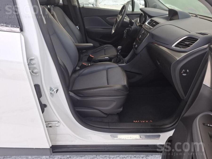 Balts Opel Mokka 2014 Talsi, ar dzinēja tilpumu 1.40 L un nobraukumu 237 tūkst. km par 6700 €, foto 12 vietnē AUTOMOTO.COM.LV