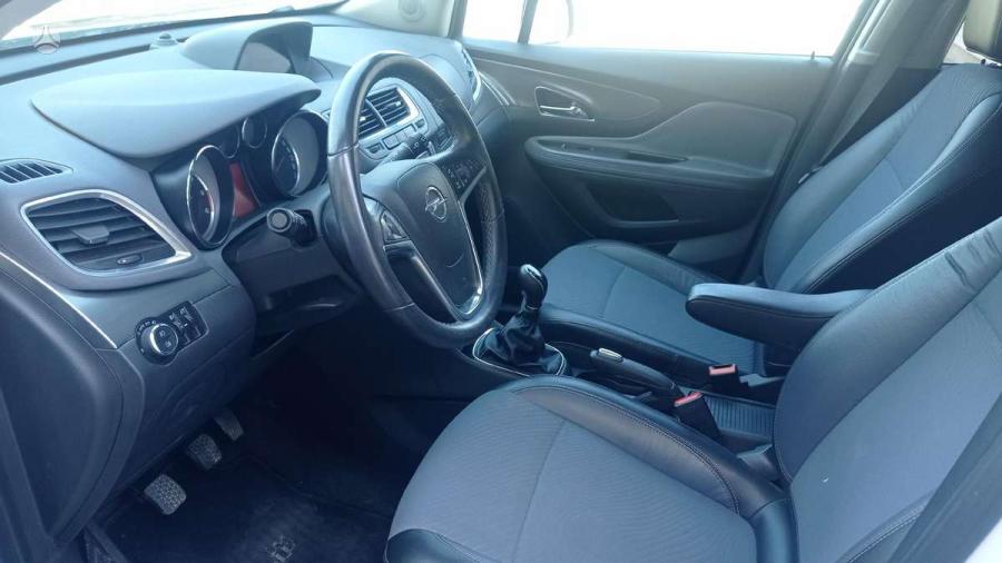 Balts Opel Mokka 2014 Viļņa, ar dzinēja tilpumu 1.69 L un nobraukumu 227 tūkst. km par 6700 €, foto 8 vietnē AUTOMOTO.COM.LV