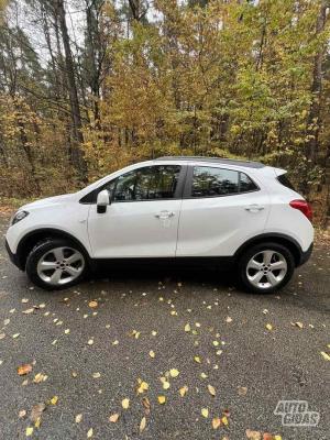 White Opel Mokka 2014 in Kaunas, with an engine capacity of 1.70 L and mileage of 340 thousand km for 3500 €, photo 7 on AUTOMOTO.COM.LV