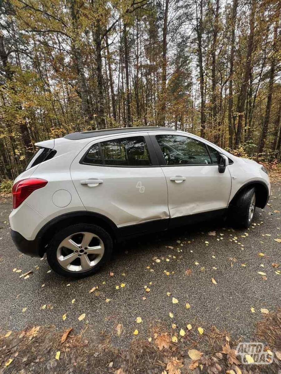 White Opel Mokka 2014 in Kaunas, with an engine capacity of 1.70 L and mileage of 340 thousand km for 3500 €, photo 20 on AUTOMOTO.COM.LV