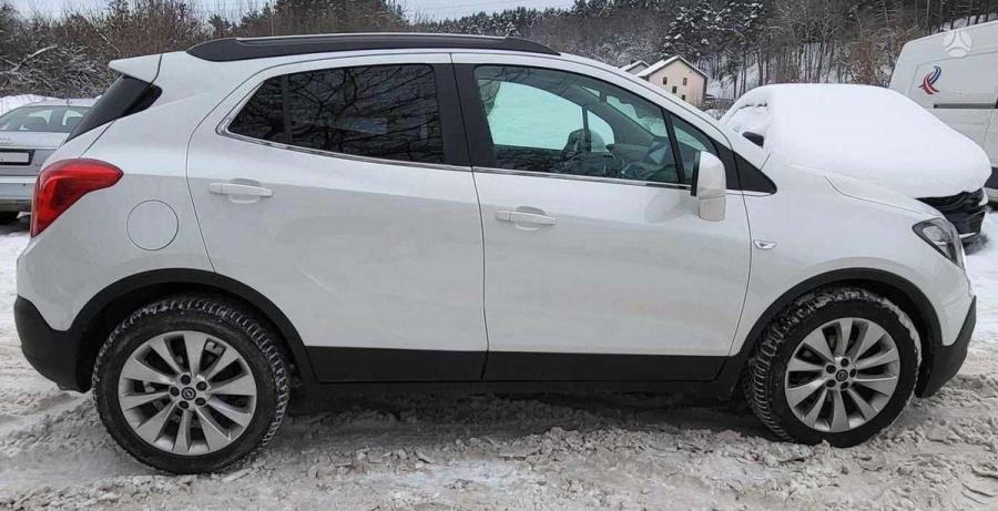 Balts Opel Mokka 2014 Viļņa, ar dzinēja tilpumu 1.69 L un nobraukumu 149 tūkst. km par 7950 €, foto 10 vietnē AUTOMOTO.COM.LV