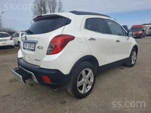 Balts Opel Mokka 2014 Talsi, ar dzinēja tilpumu 1.40 L un nobraukumu 237 tūkst. km par 6800 €, foto 4 vietnē AUTOMOTO.COM.LV