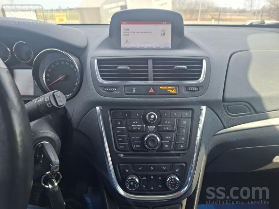 Balts Opel Mokka 2014 Talsi, ar dzinēja tilpumu 1.40 L un nobraukumu 237 tūkst. km par 6800 €, foto 17 vietnē AUTOMOTO.COM.LV