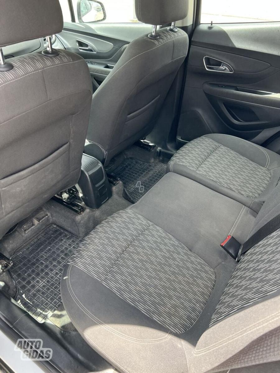 Balts Opel Mokka 2014 Viļņa, ar dzinēja tilpumu 1.70 L un nobraukumu 195 tūkst. km par 4600 €, foto 11 vietnē AUTOMOTO.COM.LV
