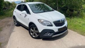 Balts Opel Mokka 2014 Viļņa, ar dzinēja tilpumu 1.60 L un nobraukumu 128 tūkst. km par 2750 €, foto  vietnē AUTOMOTO.COM.LV