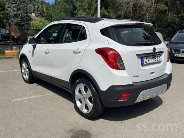 Белый Опель Mokka 2014 в Рига, объемом двигателя 1.70 л и пробегом 190 тыс. км за 6100 €, фото 3 на AUTOMOTO.COM.LV