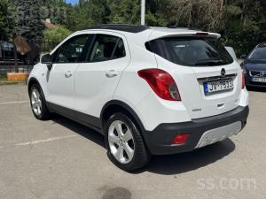 Balts Opel Mokka 2014 Rīga, ar dzinēja tilpumu 1.70 L un nobraukumu 190 tūkst. km par 6100 €, foto 4 vietnē AUTOMOTO.COM.LV