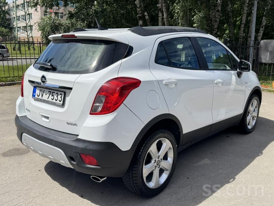 Balts Opel Mokka 2014 Rīga, ar dzinēja tilpumu 1.70 L un nobraukumu 190 tūkst. km par 6100 €, foto 6 vietnē AUTOMOTO.COM.LV