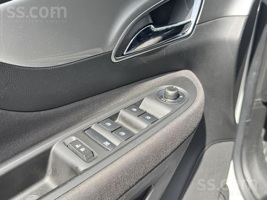 Balts Opel Mokka 2014 Rīga, ar dzinēja tilpumu 1.70 L un nobraukumu 190 tūkst. km par 6100 €, foto 11 vietnē AUTOMOTO.COM.LV