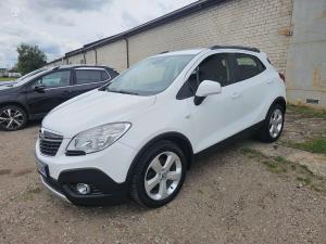 White Opel Mokka 2014 in Jurbarkas, with an engine capacity of 1.36 L and mileage of 150 thousand km for 6000 €, photo  on AUTOMOTO.COM.LV