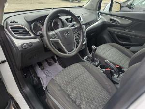 White Opel Mokka 2014 in Jurbarkas, with an engine capacity of 1.36 L and mileage of 150 thousand km for 6000 €, photo 8 on AUTOMOTO.COM.LV