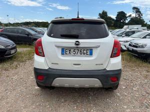 White Opel Mokka 2014 in Siauliai, with an engine capacity of 1.69 L and mileage of 240 thousand km for 5950 €, photo 7 on AUTOMOTO.COM.LV