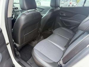 White Opel Mokka 2014 in Siauliai, with an engine capacity of 1.69 L and mileage of 240 thousand km for 5950 €, photo 14 on AUTOMOTO.COM.LV
