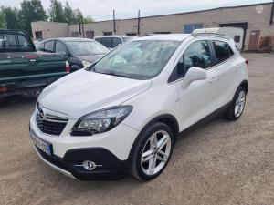 White Opel Mokka 2014 in Pakruojis, with an engine capacity of 1.69 L and mileage of 230 thousand km for 5700 €, photo  on AUTOMOTO.COM.LV