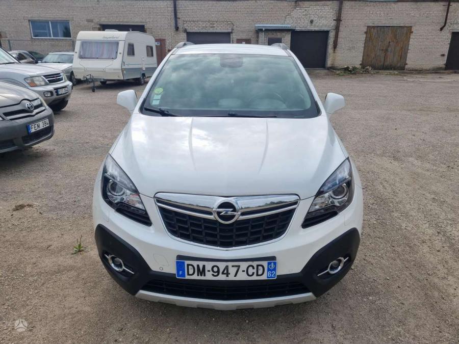 Balts Opel Mokka 2014 Pakruojis, ar dzinēja tilpumu 1.69 L un nobraukumu 230 tūkst. km par 5700 €, foto 3 vietnē AUTOMOTO.COM.LV