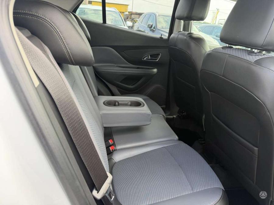 Balts Opel Mokka 2014 Kauņa, ar dzinēja tilpumu 1.69 L un nobraukumu 190 tūkst. km par 6900 €, foto 13 vietnē AUTOMOTO.COM.LV