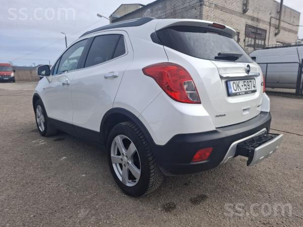 Белый Опель Mokka 2014 в Талси, объемом двигателя 1.40 л и пробегом 237 тыс. км за 6500 €, фото 7 на AUTOMOTO.COM.LV
