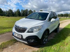 White Opel Mokka 2014 in Talsi, with an engine capacity of 1.70 L and mileage of 214 thousand km for 6500 €, photo  on AUTOMOTO.COM.LV