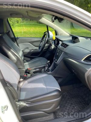 Balts Opel Mokka 2014 Talsi, ar dzinēja tilpumu 1.70 L un nobraukumu 214 tūkst. km par 6500 €, foto 5 vietnē AUTOMOTO.COM.LV