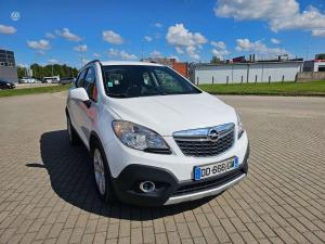 White Opel Mokka 2014 in Jurbarkas, with an engine capacity of 1.36 L and mileage of 154 thousand km for 6000 €, photo 4 on AUTOMOTO.COM.LV