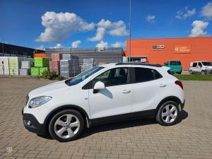 White Opel Mokka 2014 in Jurbarkas, with an engine capacity of 1.36 L and mileage of 154 thousand km for 6000 €, photo 6 on AUTOMOTO.COM.LV
