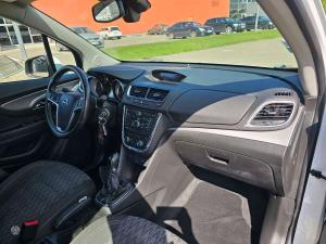 White Opel Mokka 2014 in Jurbarkas, with an engine capacity of 1.36 L and mileage of 154 thousand km for 6000 €, photo 18 on AUTOMOTO.COM.LV