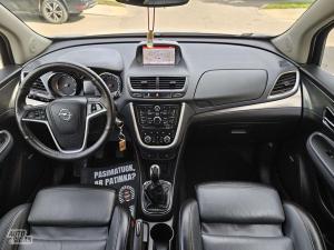 White Opel Mokka 2014 in Siauliai, with an engine capacity of 1.70 L and mileage of 239 thousand km for 7450 €, photo 13 on AUTOMOTO.COM.LV