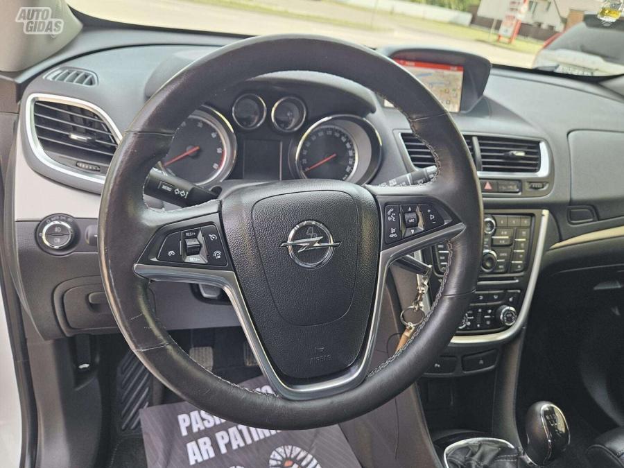 White Opel Mokka 2014 in Siauliai, with an engine capacity of 1.70 L and mileage of 239 thousand km for 7450 €, photo 19 on AUTOMOTO.COM.LV