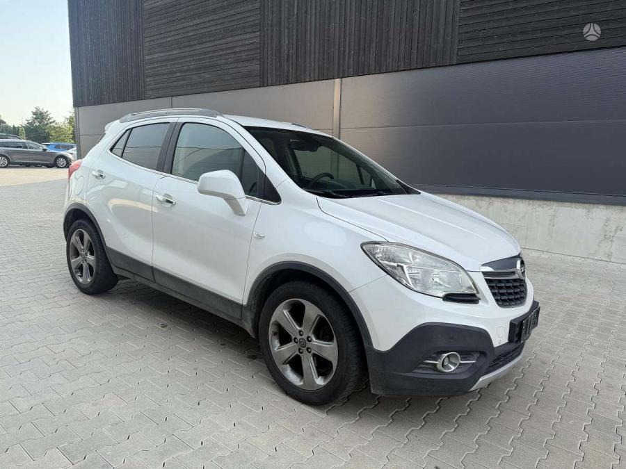 Balts Opel Mokka 2014 Šauļi, ar dzinēja tilpumu 1.69 L un nobraukumu 240 tūkst. km par 5850 €, foto 4 vietnē AUTOMOTO.COM.LV