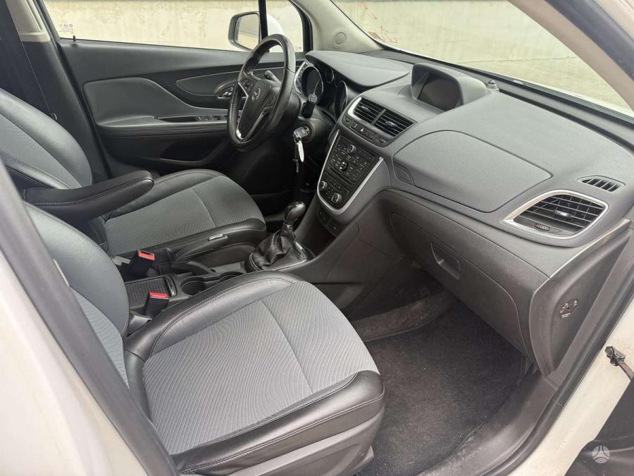 Balts Opel Mokka 2014 Šauļi, ar dzinēja tilpumu 1.69 L un nobraukumu 240 tūkst. km par 5850 €, foto 10 vietnē AUTOMOTO.COM.LV