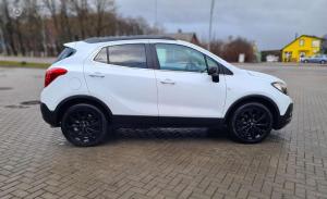 White Opel Mokka 2015 in Taurage, with an engine capacity of 1.60 L and mileage of 191 thousand km for 6300 €, photo 6 on AUTOMOTO.COM.LV