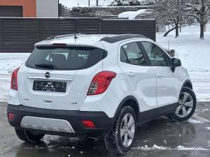 White Opel Mokka 2015 in Alytus, with an engine capacity of 1.69 L and mileage of 204 thousand km for 7350 €, photo 3 on AUTOMOTO.COM.LV