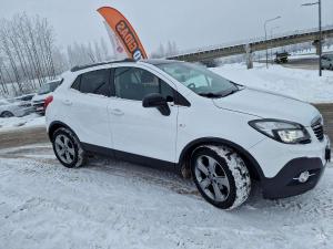 White Opel Mokka 2015 in Kaunas, with an engine capacity of 1.60 L and mileage of 185 thousand km for 8150 €, photo 5 on AUTOMOTO.COM.LV