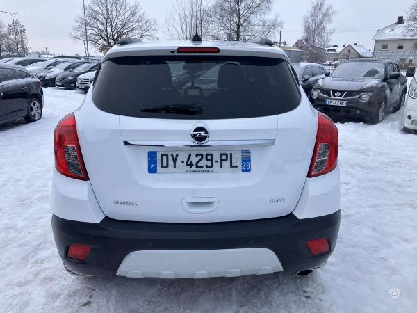 Balts Opel Mokka 2015 Tauragė, ar dzinēja tilpumu 1.60 L un nobraukumu 169 tūkst. km par 5700 €, foto 5 vietnē AUTOMOTO.COM.LV